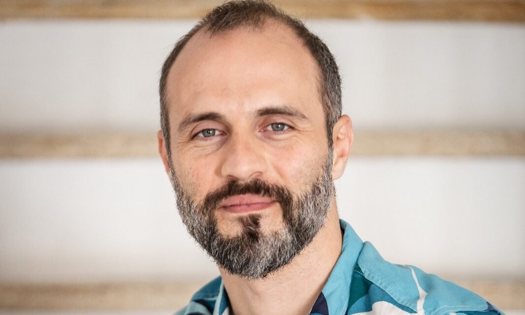 Gu Andersen lança “As Minhas Armas São Flores” – Ambrosia